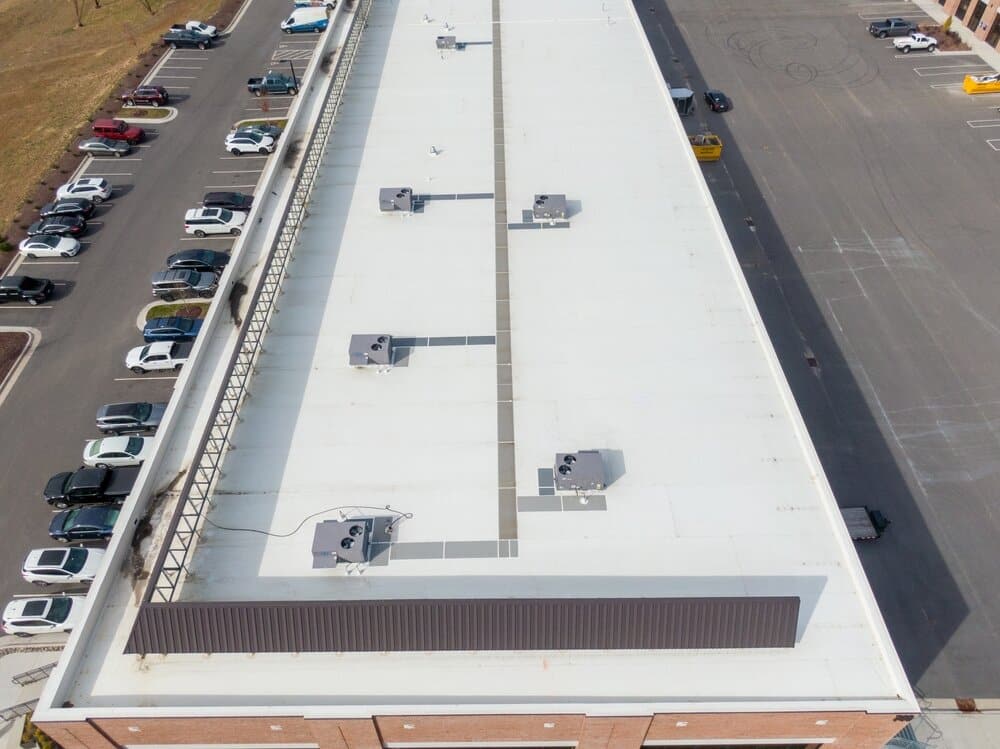 Ensuring Long-lasting Commercial Roofing Solutions